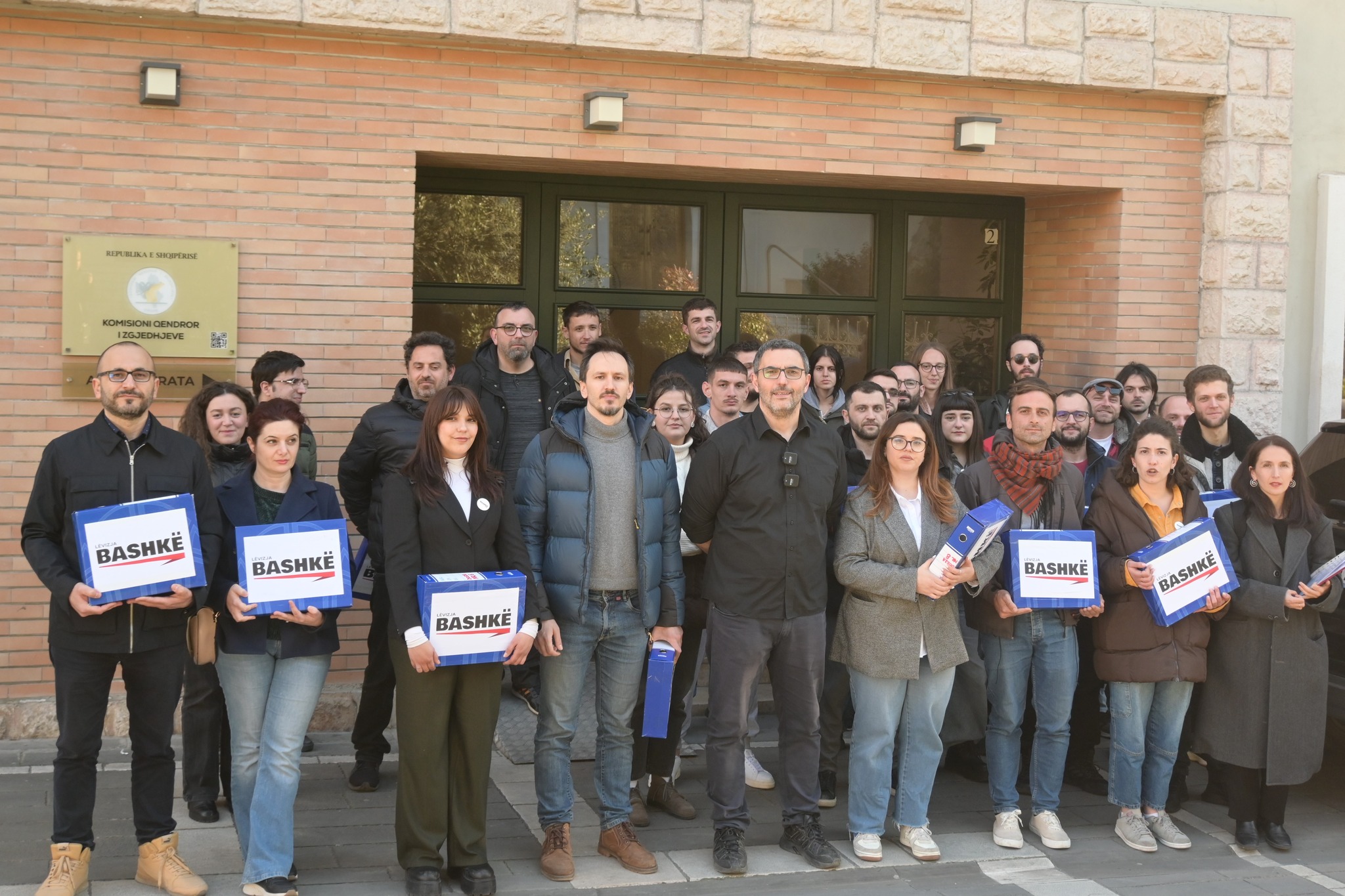 “Lëvizja Bashkë” prezanton listat e plota të 5 qarqeve kryesore, këta janë kandidatët e 11 Majit ...