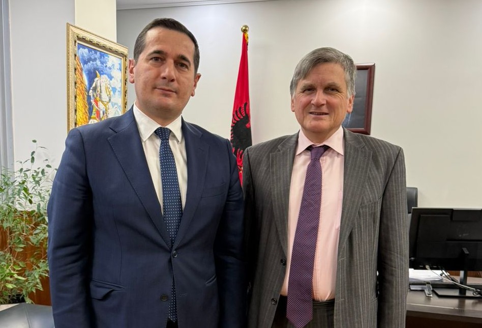 Ambasadori i OSBE-së takon Brahon: Ritheksojmë mbështetjen për rolin ...